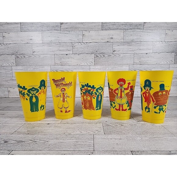 McDonald's | Dining | 97s Mcdonalds Cups Vintage Ronald Friends Made In ...
